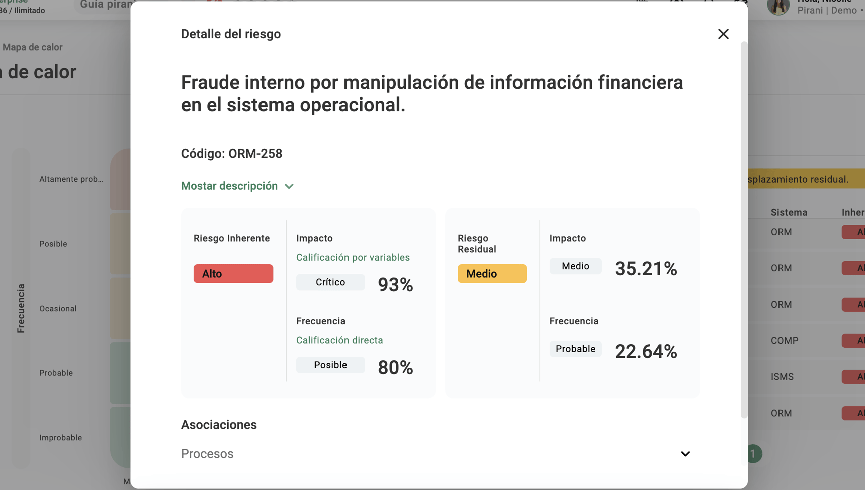 ¿Cómo funciona el cálculo del riesgo inherente y residual en Pirani?